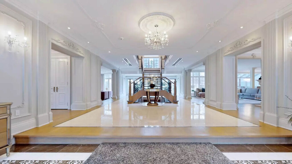 Toronto’s Bridle Path Area Luxury Mansion listed for Sale at a whopping ...